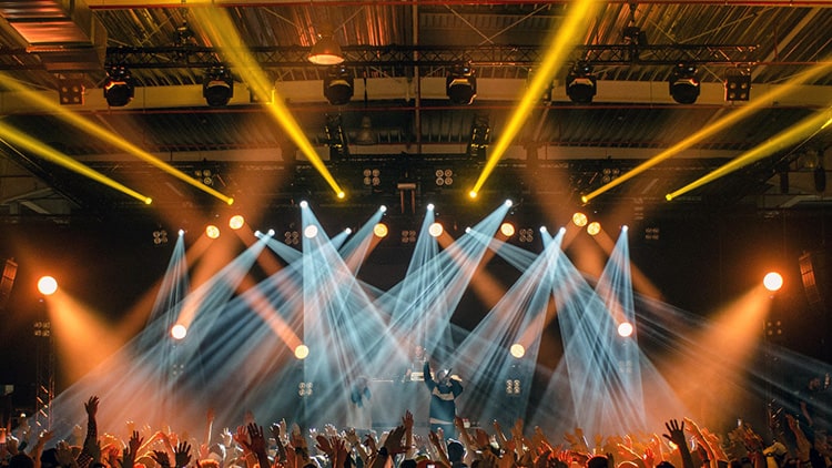 Lichttechnik: Moving Heads, Spotlights & Co ⋆ delamar.de