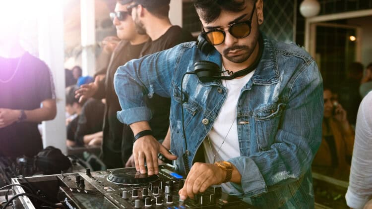 DJ sein: Was macht dich zu einem echten DJ? ⋆ delamar.de