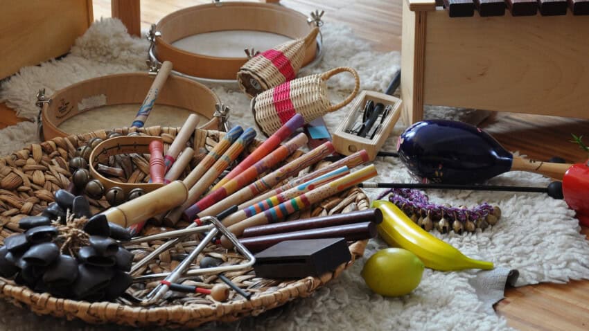 Orff Instrumente: Übersicht & Ratgeber ⋆ delamar.de