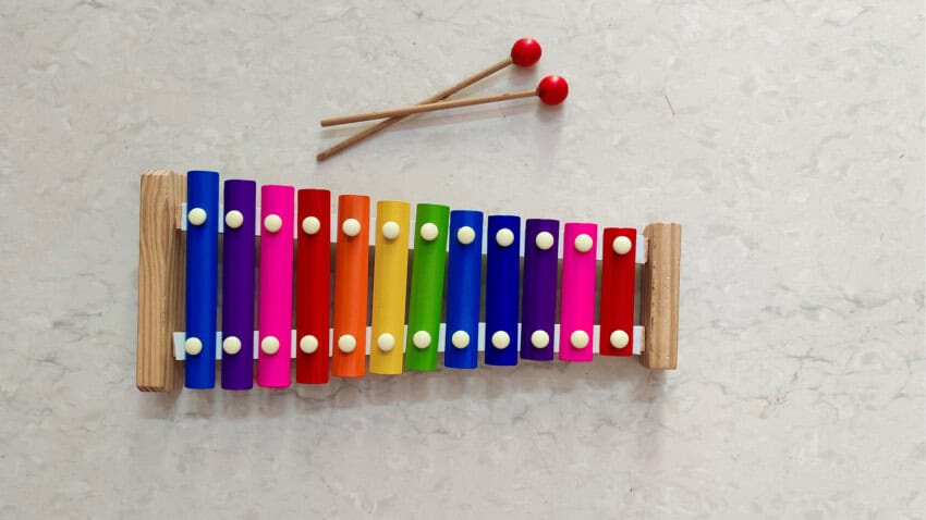 Orff Instrumente: Übersicht & Ratgeber ⋆ delamar.de